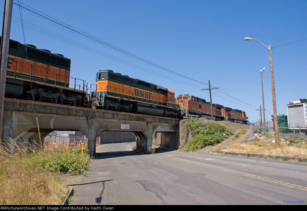 BNSF 6984